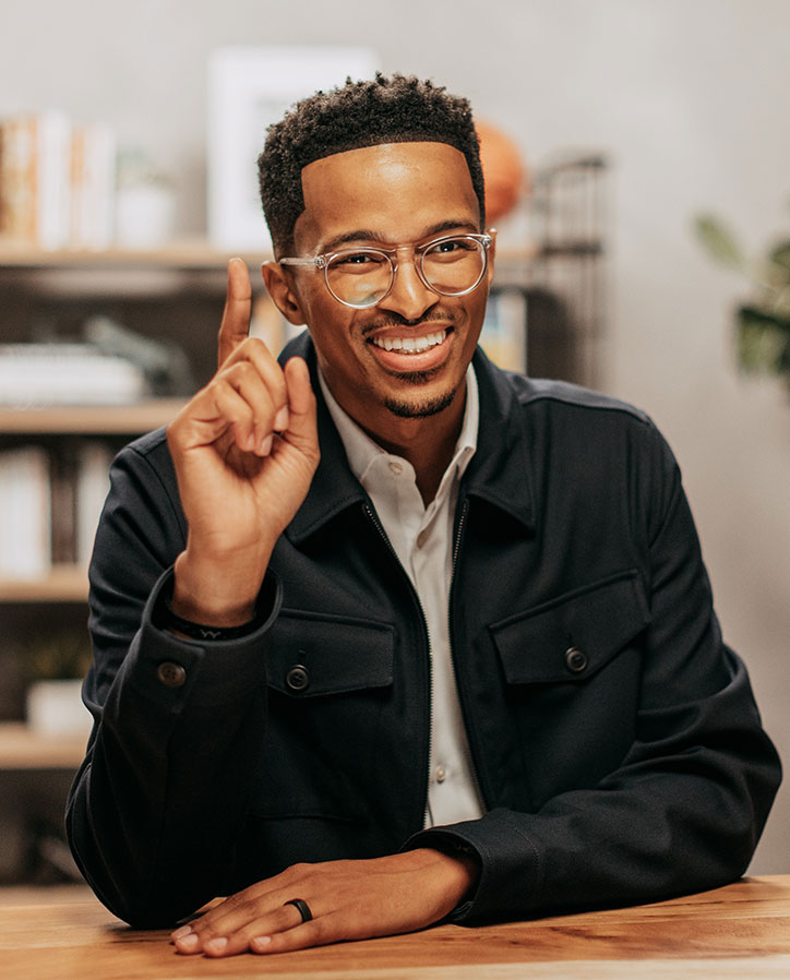 Book Ryan Leak for Public Speaking | Harry Walker Agency